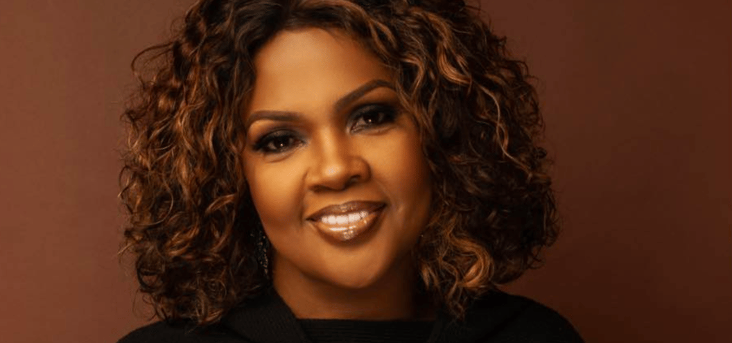 CeCe Winans Announces 2025 Christmas Tour With Sisters Angie & Debbie ...