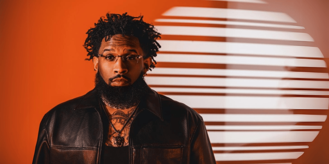 Pastor Mike Jr. Performs Amen, Talks How to Thrive in 2025 on the ...